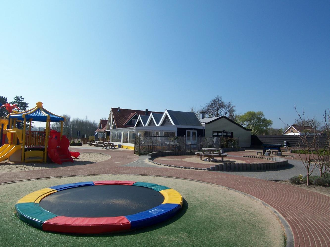 Vakantiepark Zonnedorp | de stacaravanmakelaar